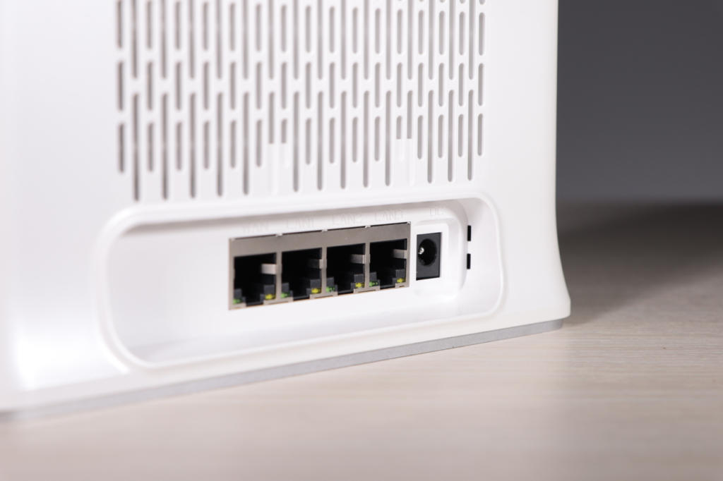 X Pro Router + Data Plan Bundle - XNET WIFI